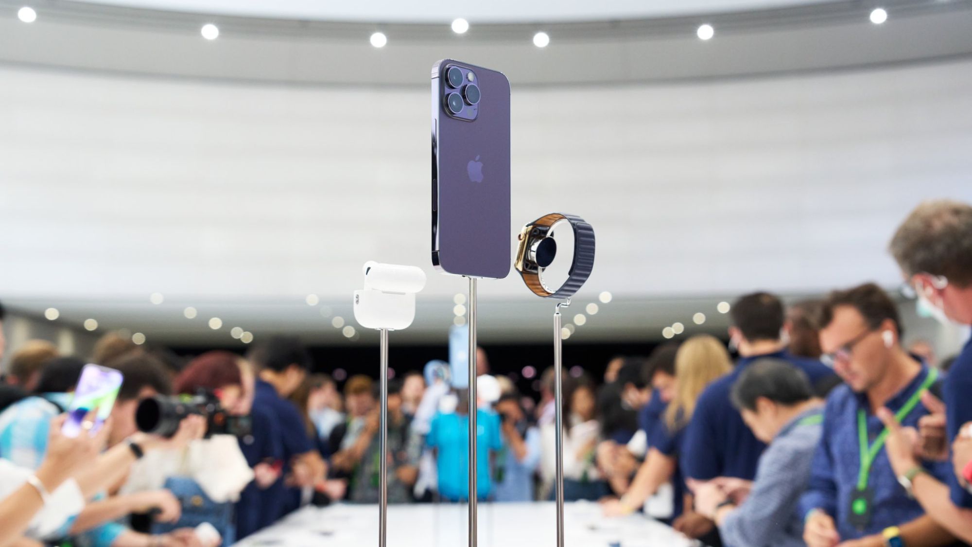Apple plays down security concerns over rumored iPhone 14 supplier with ...