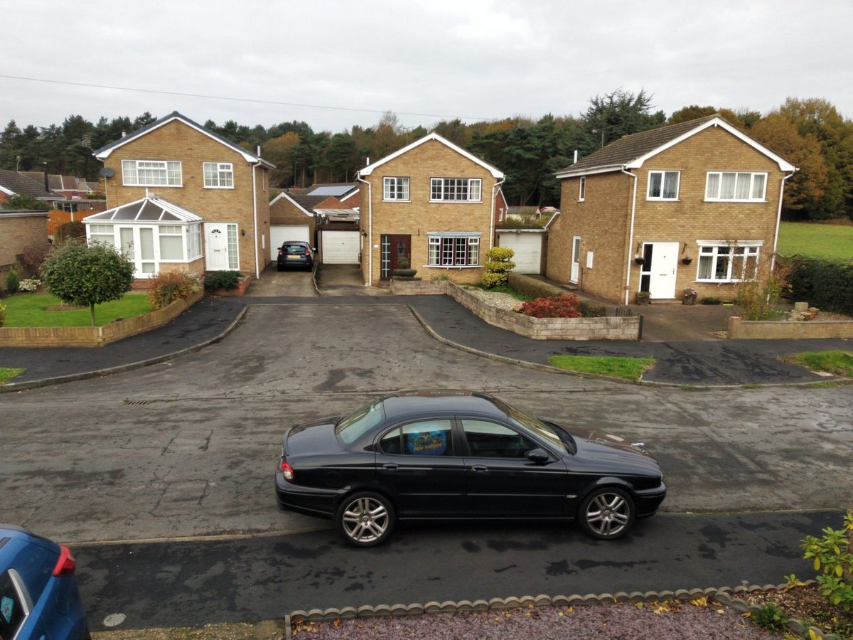 Razer Phone review: An Android handset with a sharp design and an ...