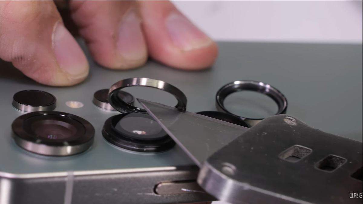 Samsung Galaxy S25 Ultra torture test is a step backwards from last ...