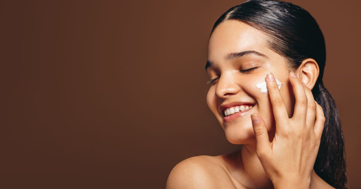 Rough Skin And A Dull Complexion Could Be A Sign Of Uneven Skin Texture ...