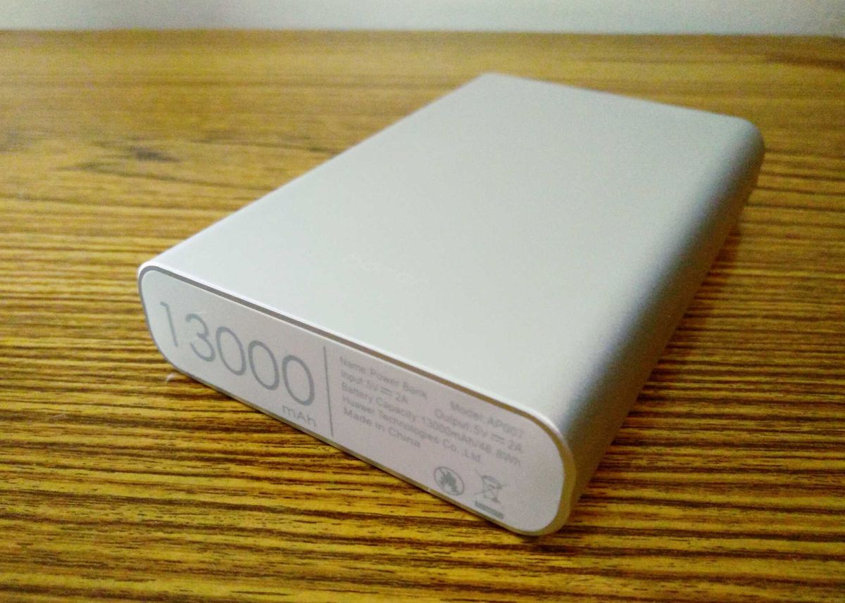 5 high-capacity power banks that can easily charge more than one device ...
