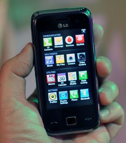 Verizon getting LG VS750 in early 2010. Variant of GM750? | Windows Central