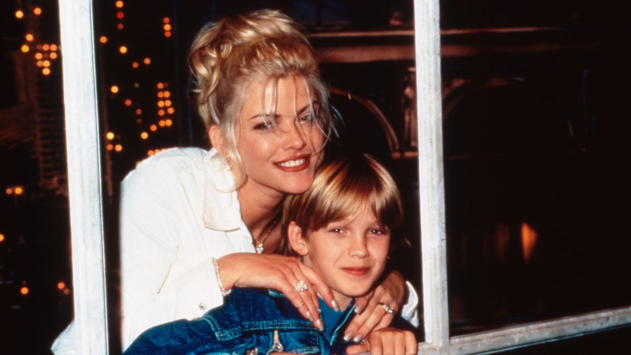 What happened to Anna Nicole Smith's son Daniel Wayne Smith? | Woman & Home