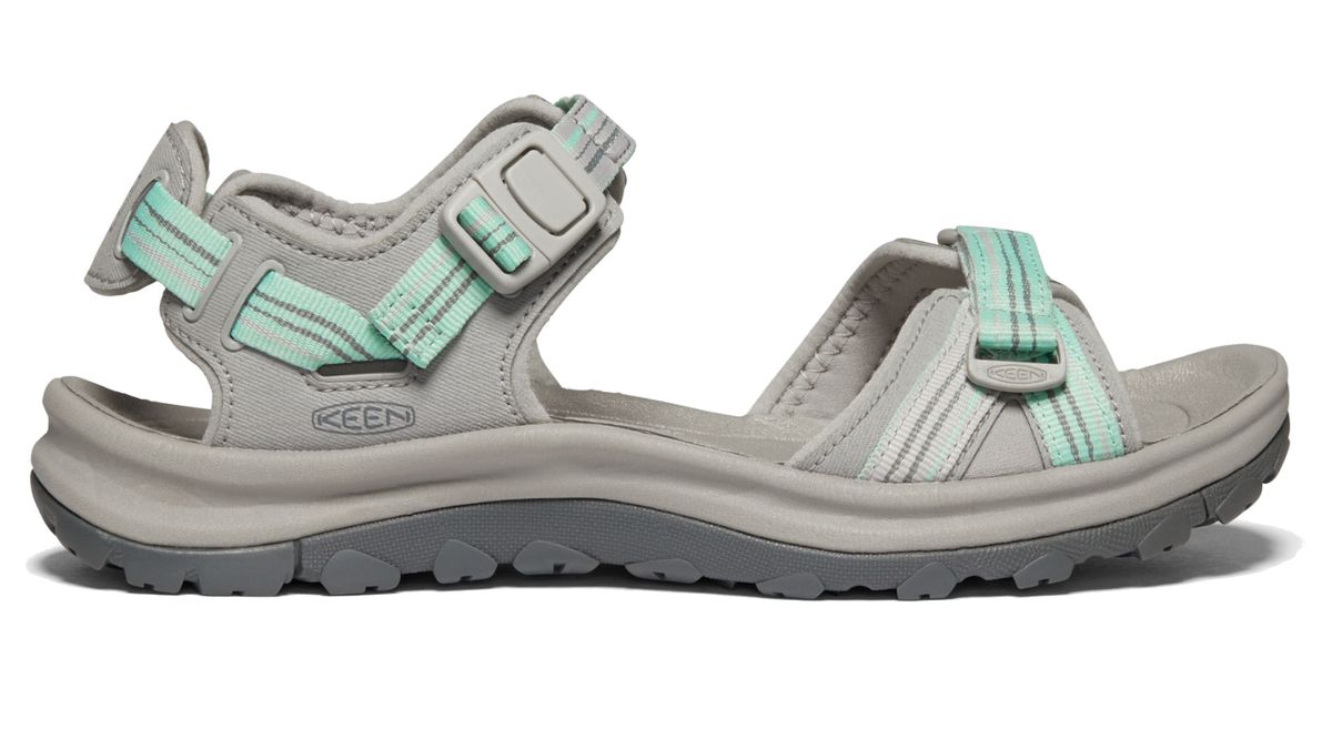 The best hiking sandals: breezy footwear for casual walks | Advnture