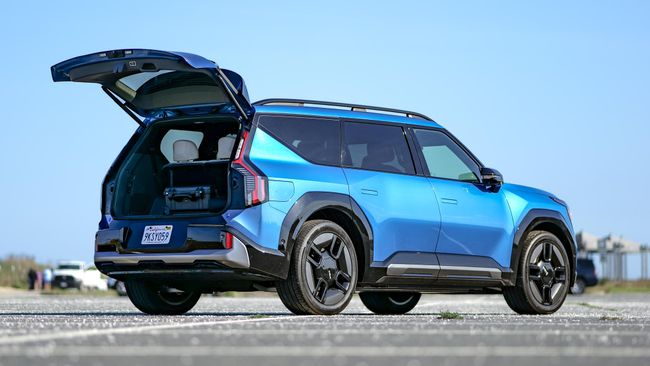 I drove a Kia EV9 for a week — here's my pros and cons | Tom's Guide