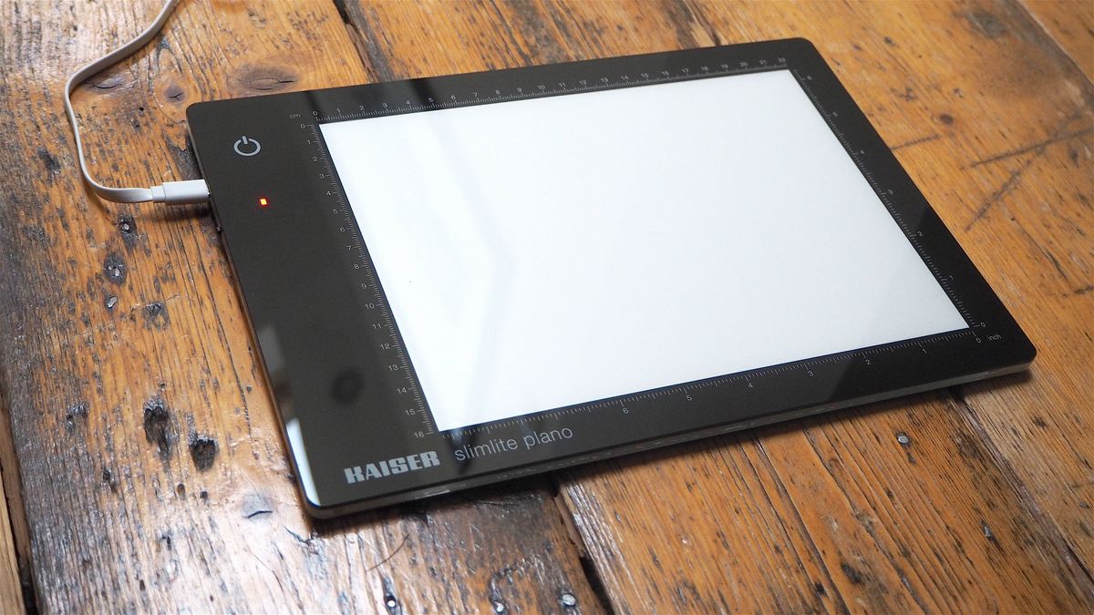 Kaiser Slimlite Plano LED lightbox review | Digital Camera World