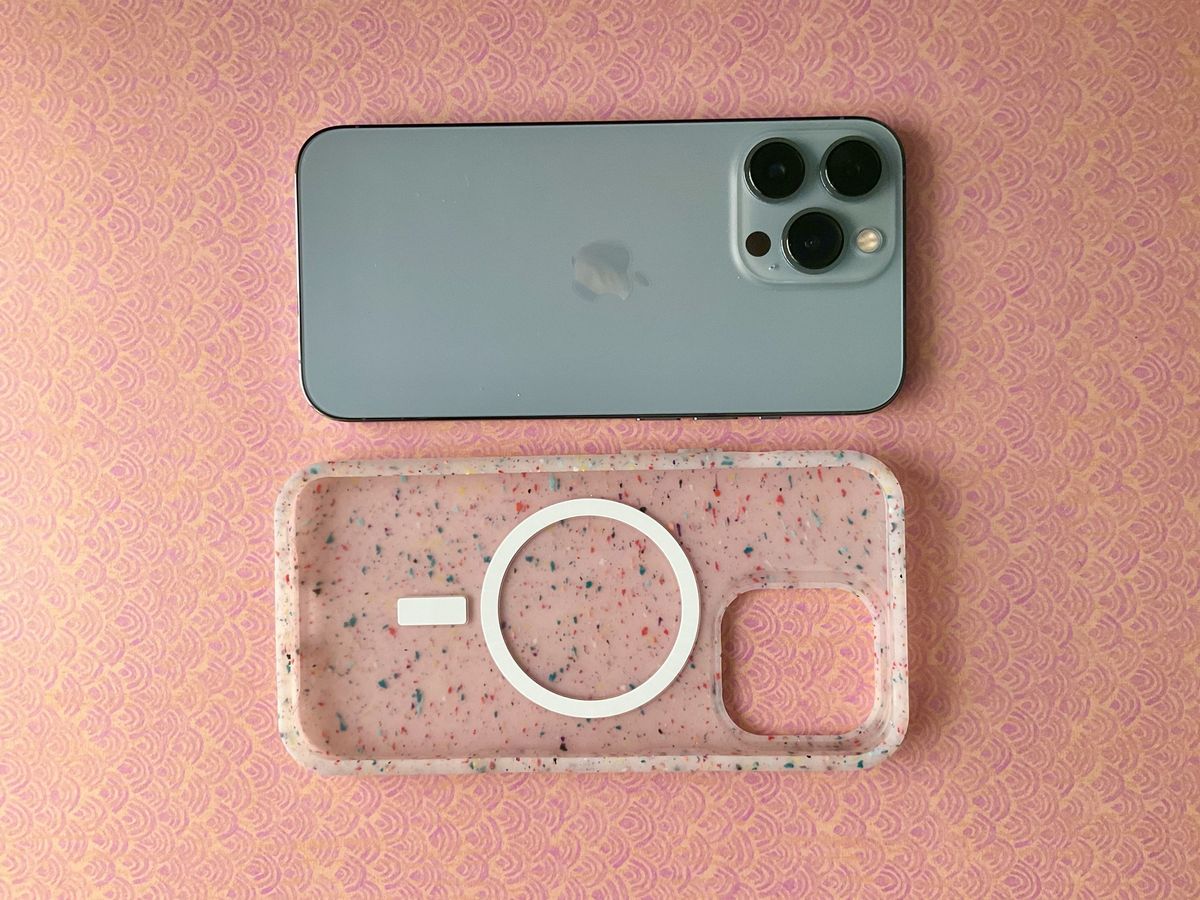 OtterBox Core Series for MagSafe iPhone Case review: Recycled ...