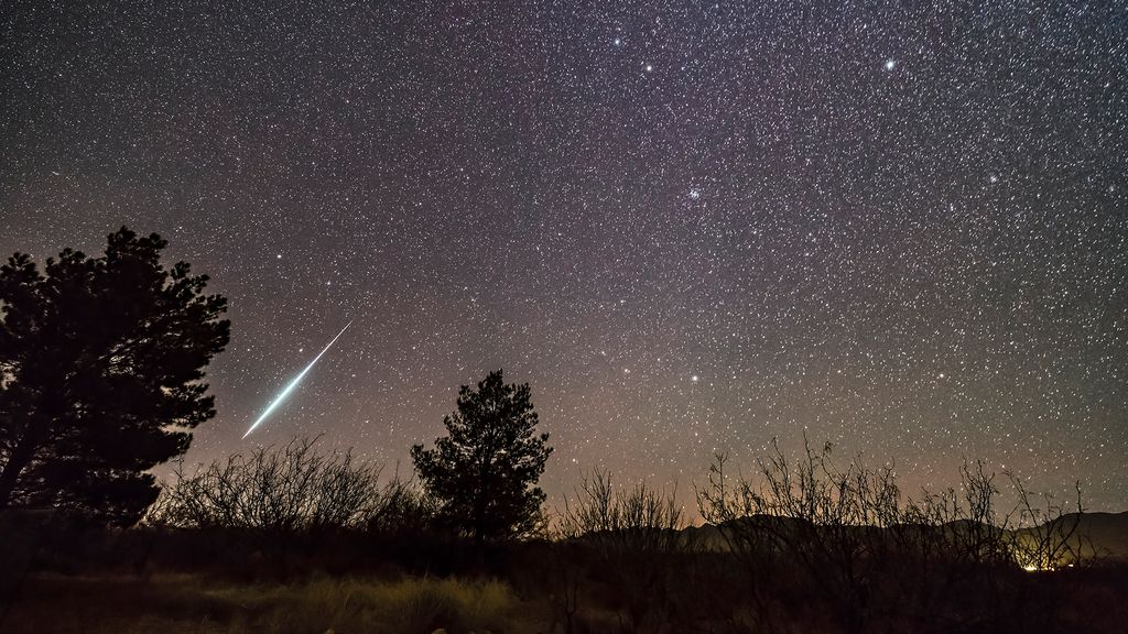 The fiery Leonid meteor shower peaks this weekend. Here's how to watch ...