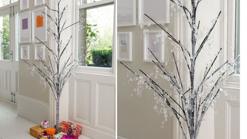 17 Christmas tree alternatives for a unique festive display | Woman & Home