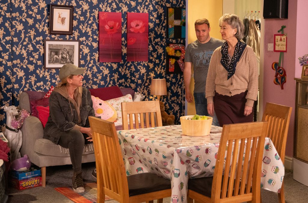Coronation Street spoilers: Cassie Plummer causes TROUBLE | What to Watch