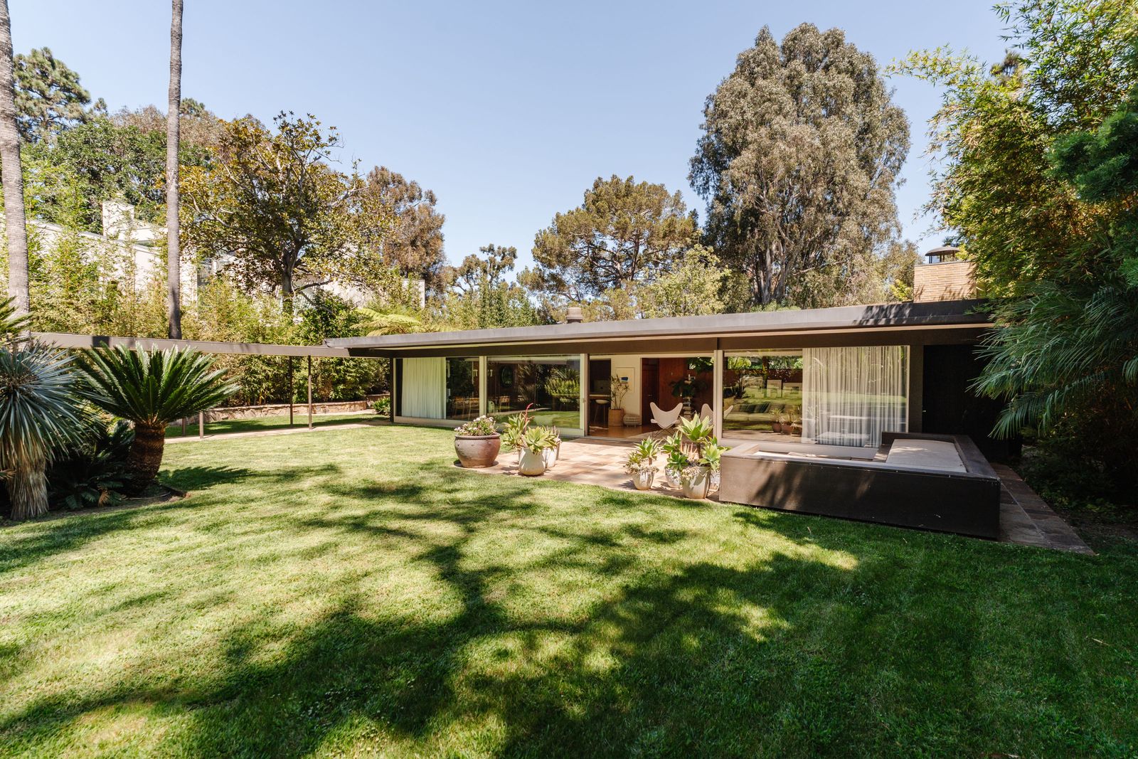 Richard Neutra's Case Study House #20 is for sale in Pacific Palisades ...