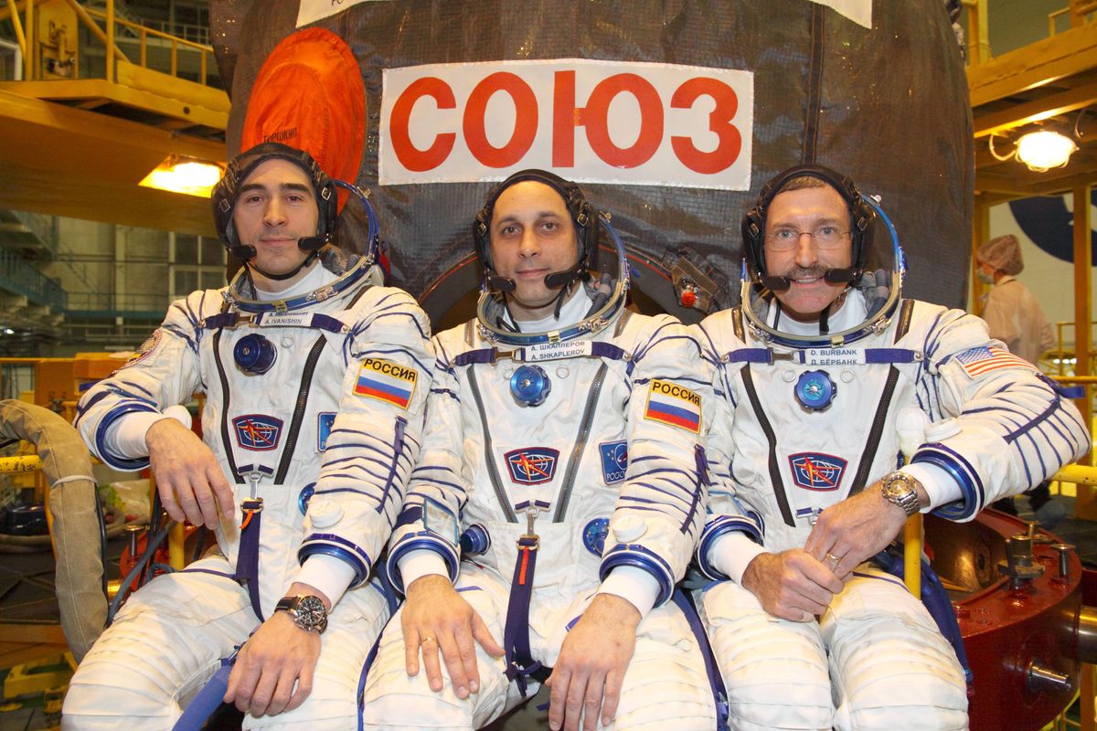 New Space Station Crew to Launch Into Orbit Tonight | Space