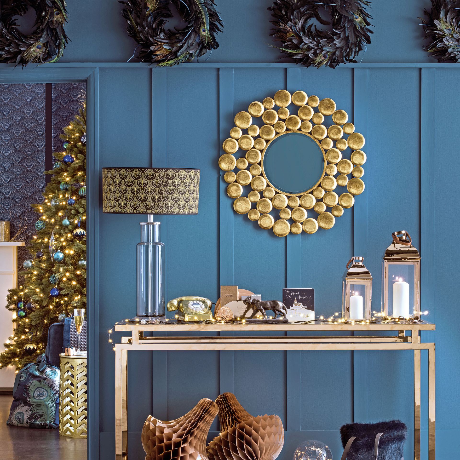30 Christmas hallway decorating ideas for a festive hall | Ideal Home