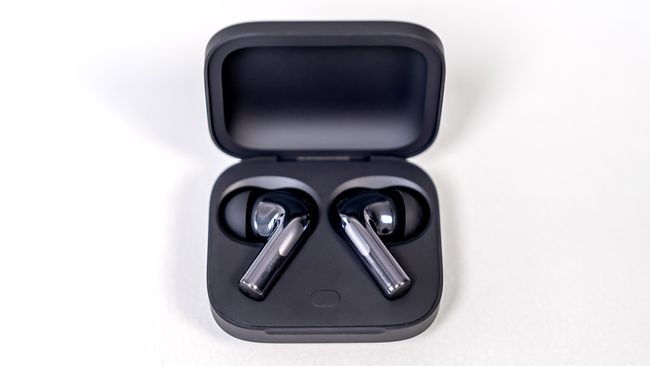 I've tested dozens of wireless earbuds, and these are the pairs you ...