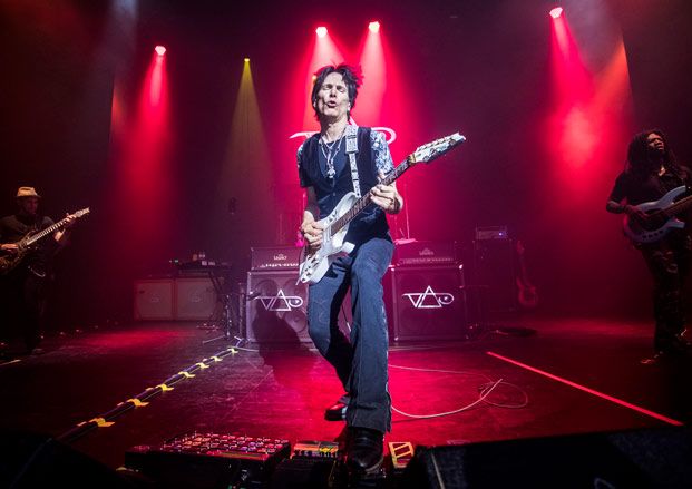 Steve Vai Posts New Lessons: String Bending, Technique, "For the Love ...