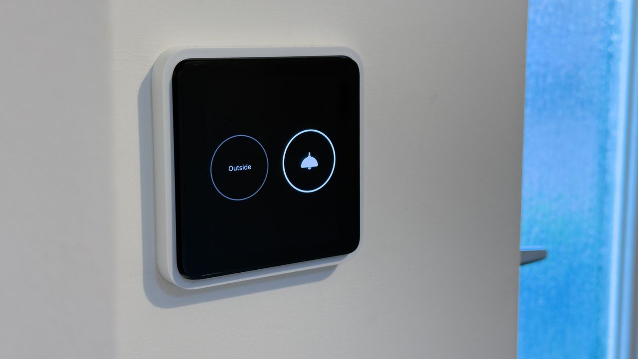 Tewke Tap smart light switch review: so much more than just a wall ...
