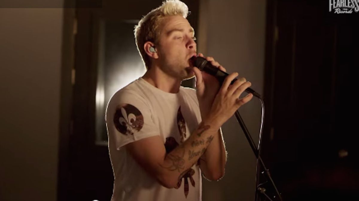Issues frontman covers Paramore | Louder
