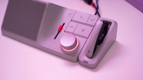 HiDock H1 review: This USB-C dock uses AI to turbocharge meetings ...