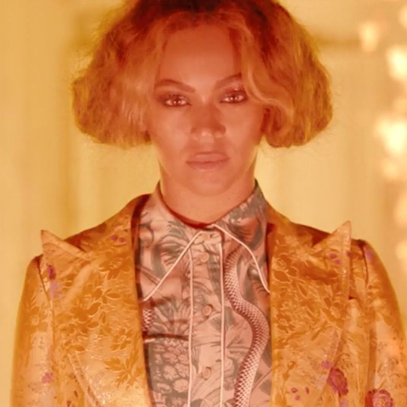 Articles by Arianna Davis | Marie Claire