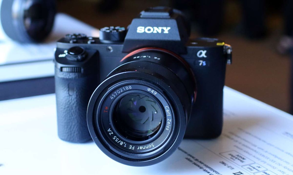 Sony A7S II Hands-on: Tiny Body, Smooth 4K Video | Tom's Guide