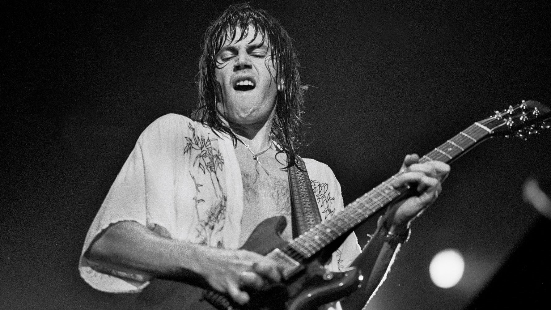 Pat Travers Spills Out the Tale Behind His Classic 1980 Cut “Snortin ...