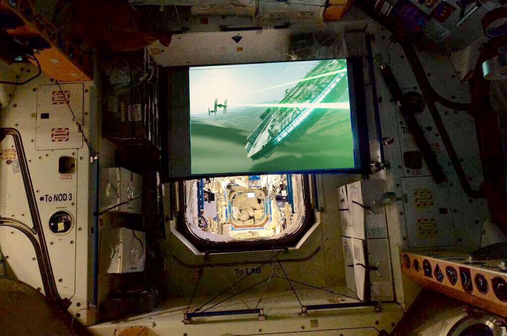 'The Force Awakens' in Space: Astronauts to Watch Star Wars on Station ...