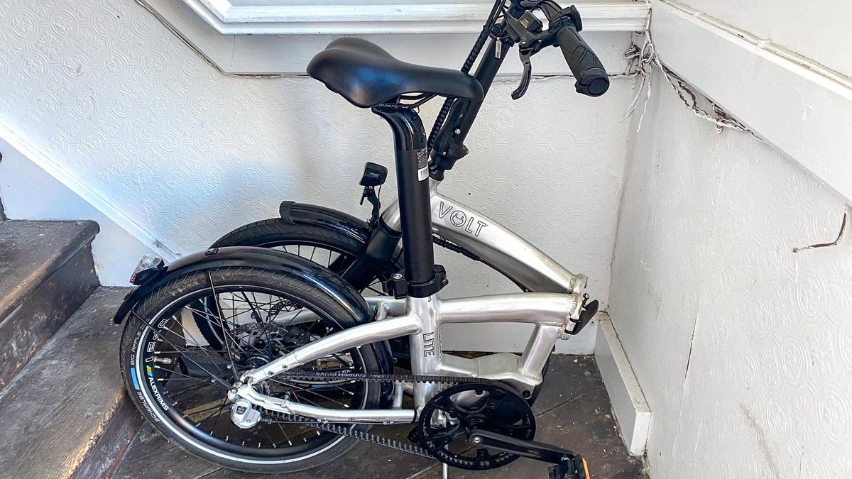 I cycled around London on this folding electric bike — and now I'm a ...