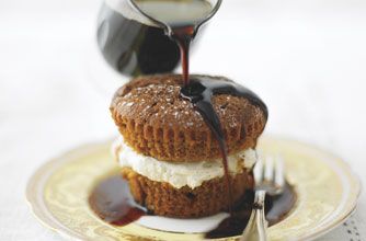 Lorraine Pascale Cakes