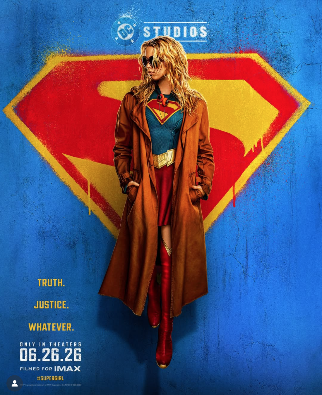 Supergirl's rockin' 1st trailer shows intergalactic bar fights, hangovers, and Krypto peeing on ...