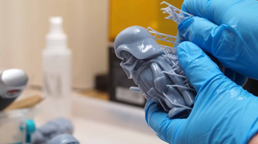 How to Clean and Cure Resin Prints | Tom's Hardware