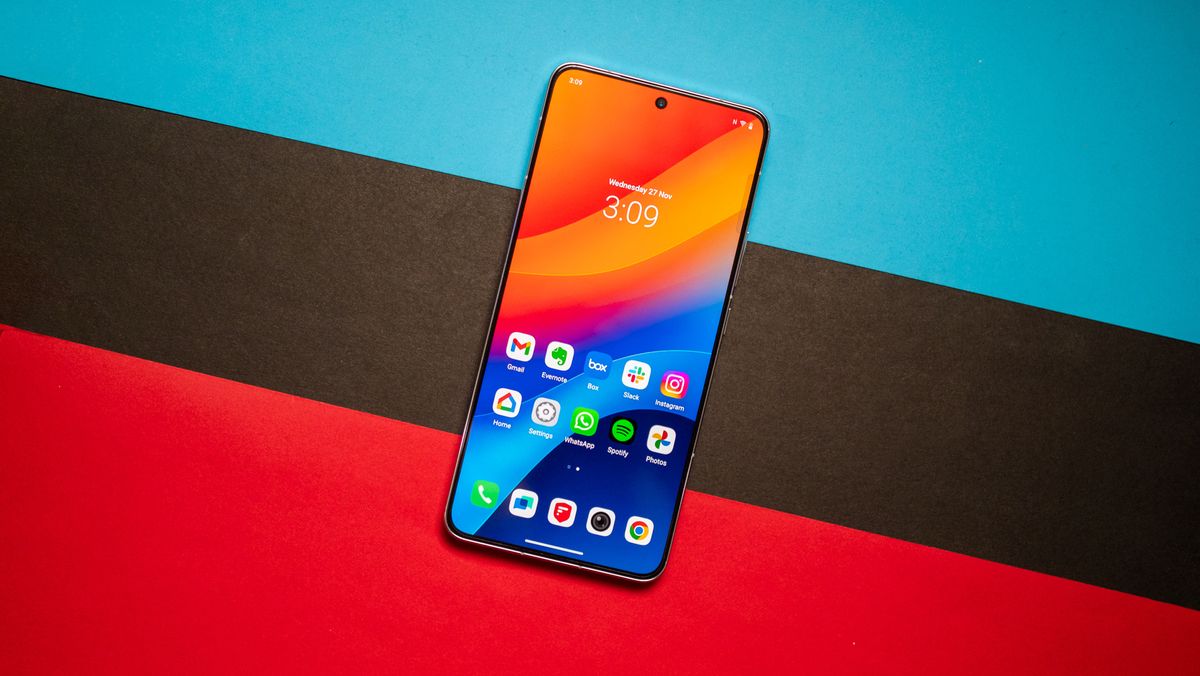 This Snapdragon 8 Elite smartphone under $600 finally goes global ...