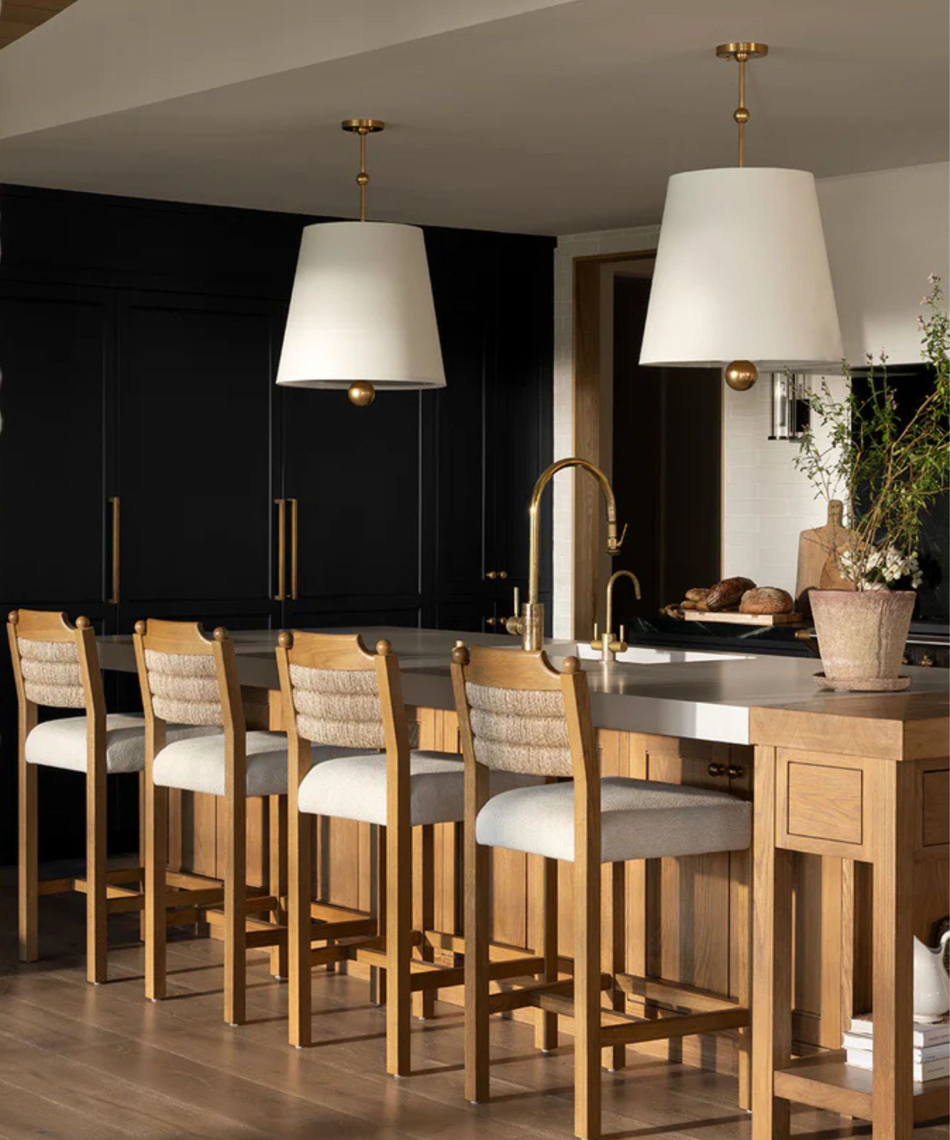 Shea McGee proves how classic this kitchen color palette can be | Homes ...