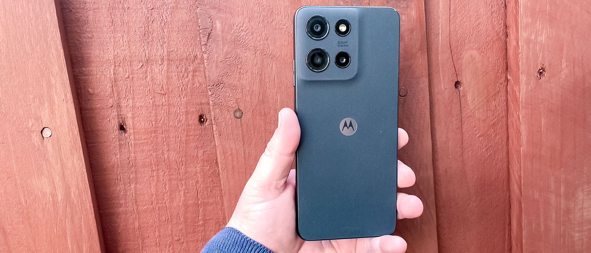 Motorola Moto G (2025) review: Surprisingly solid for less than $200 ...