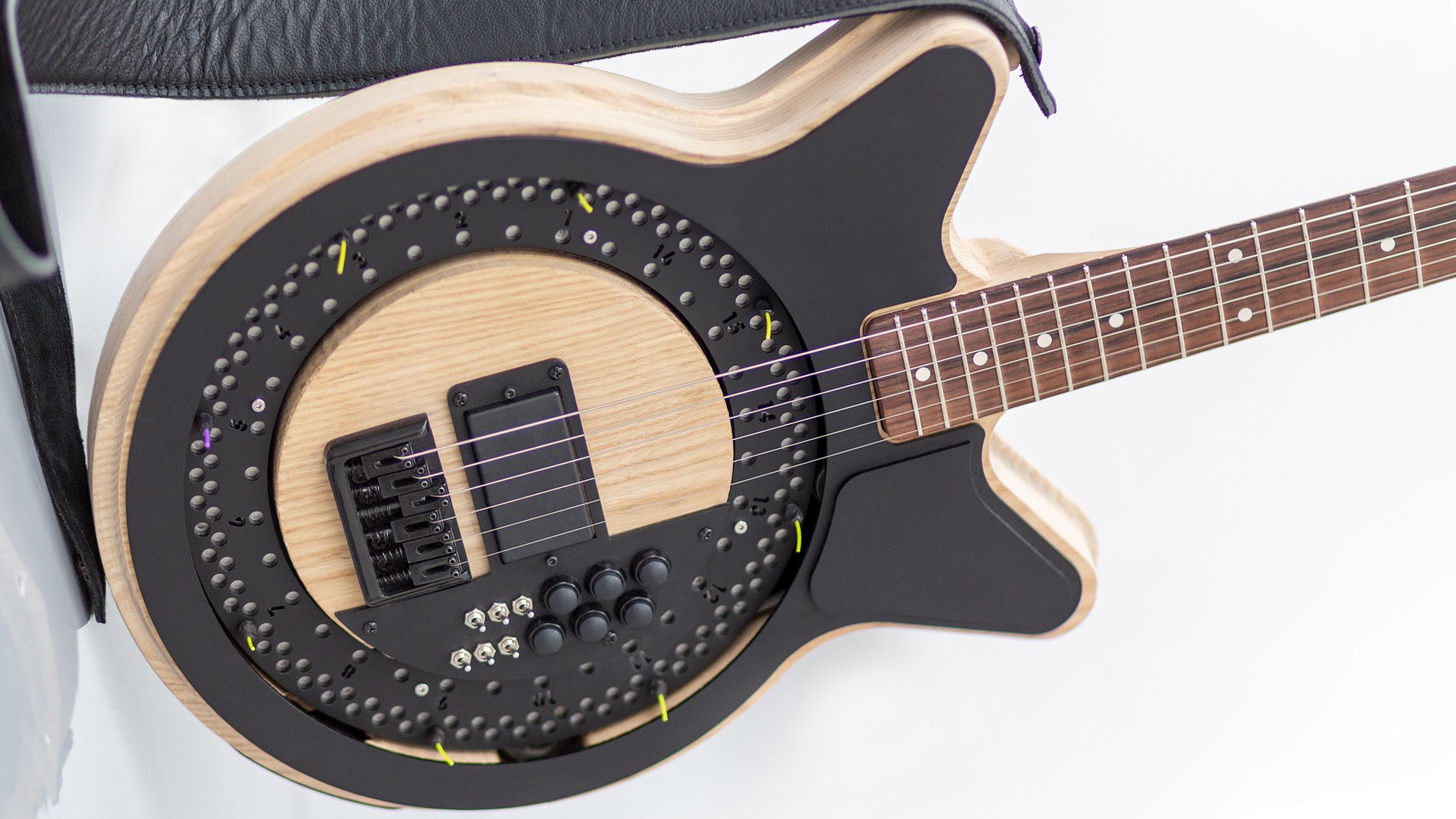 Meet Circle Guitar, the 250BPM robo-plucker in a six-string | MusicRadar