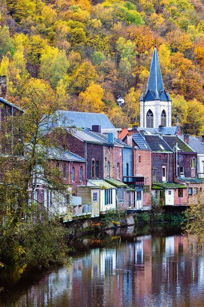 Beautiful natural hot springs and thermal pools around the world ...