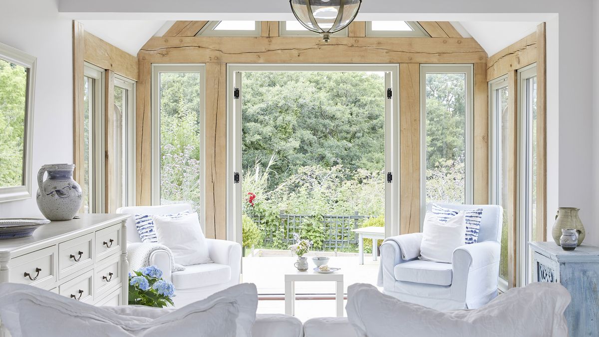 How to downsize your home: Ideas for scaling back in style | Homebuilding