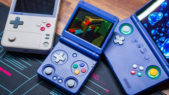 Retro gaming is back and it's because of gaming handhelds like these ...