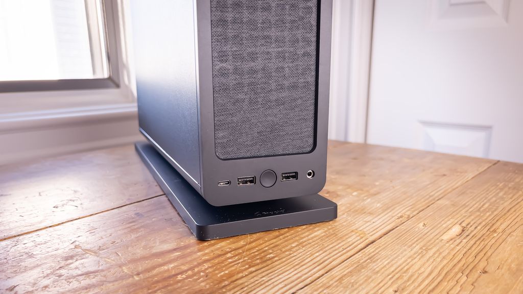Fractal Design Ridge Review: Tall, Slim and Somewhat Roomy | Tom's Hardware