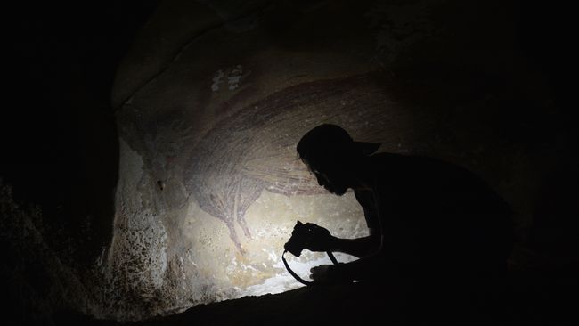 Warty pig is oldest animal cave art on record | Live Science