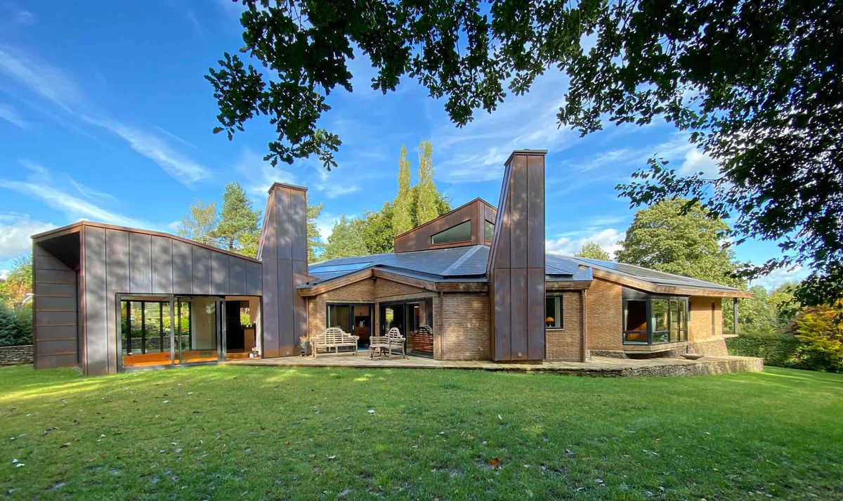 This retro 1960s bungalow renovation is like stepping back in time ...