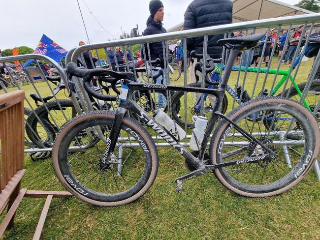 Unreleased Ridley gravel monster at The Traka pushes aero gravel to the ...