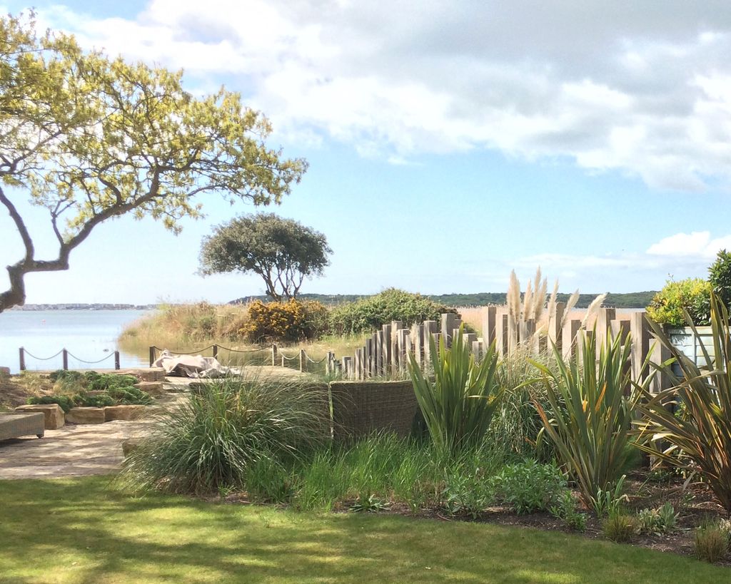 Coastal garden ideas: 10 ways to design gardens by the ocean | Homes ...