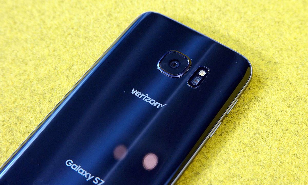 Samsung Galaxy S7 Review: Beauty and a Beast | Tom's Guide