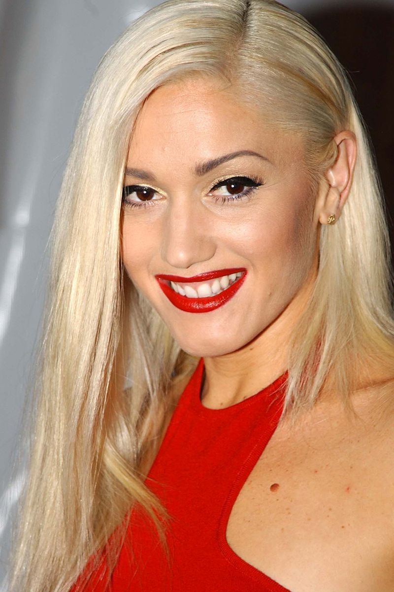 30 Most Iconic Red Lip Looks of All Time - Celebrity Red Lipstick Ideas ...