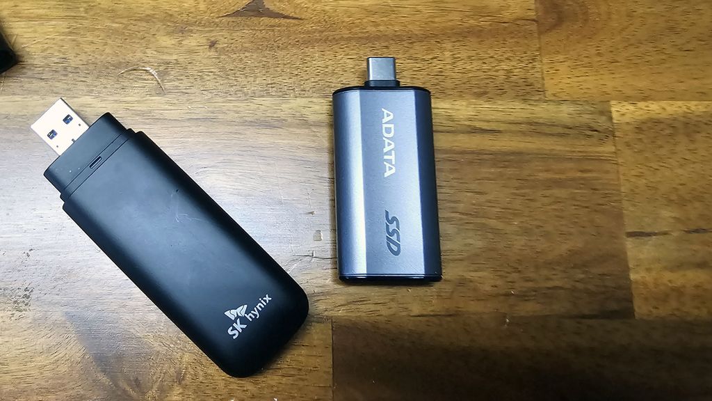 Best Flash Drives 2025: Fast, Spacious, Pocketable USB Storage | Tom's Hardware
