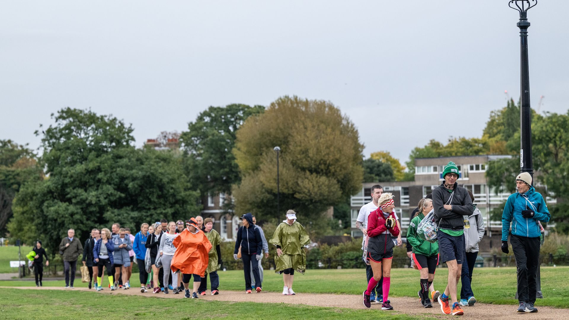 London Marathon Travel Guide: How To Get To The Race | Coach