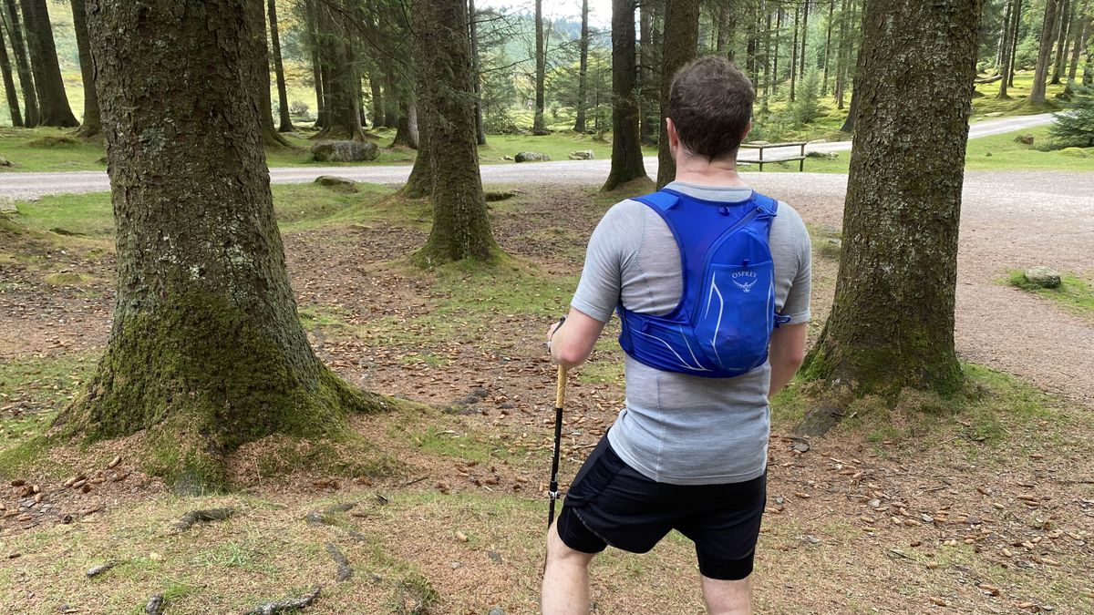 Osprey Duro 6 review: a marvellous, lightweight hydration pack for your ...