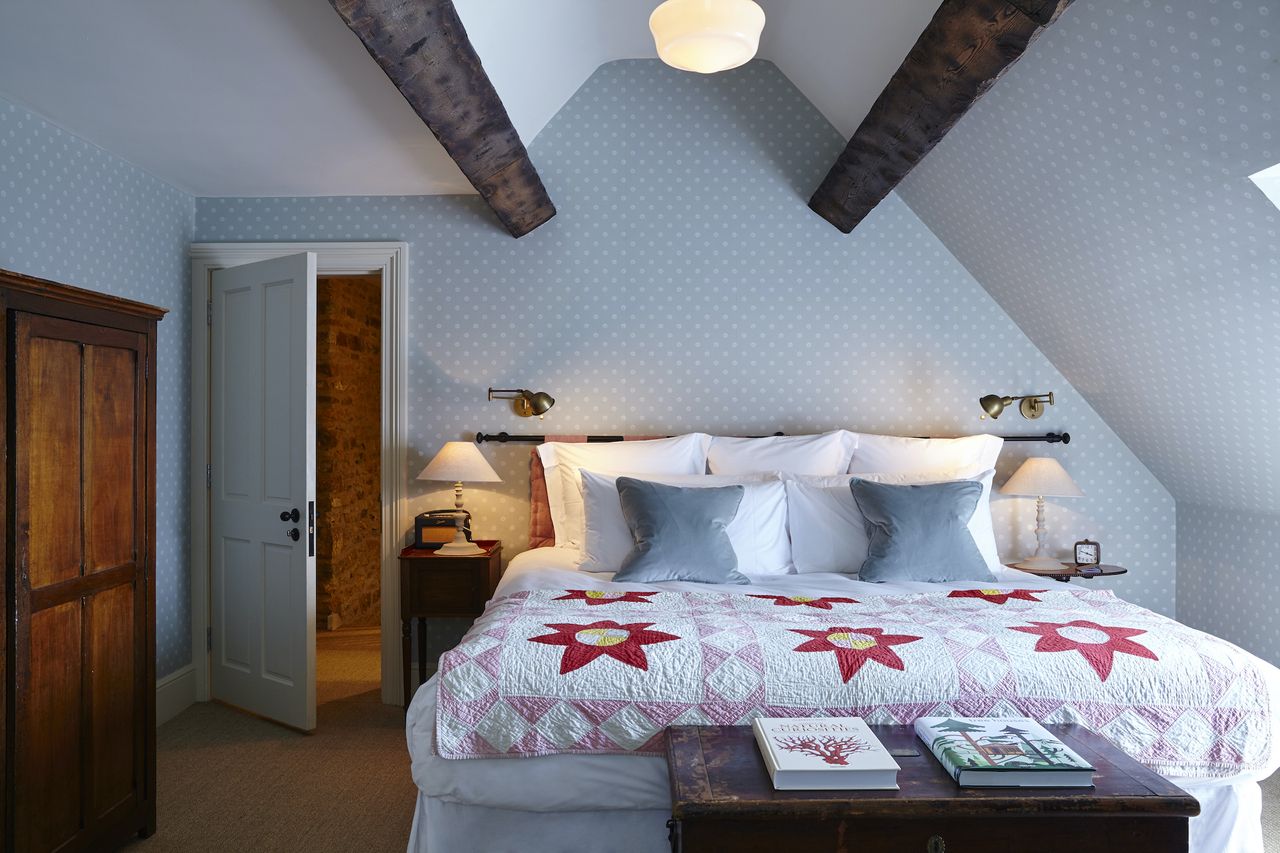 56 country bedroom ideas: bring rustic style to your bedroom | Homes ...