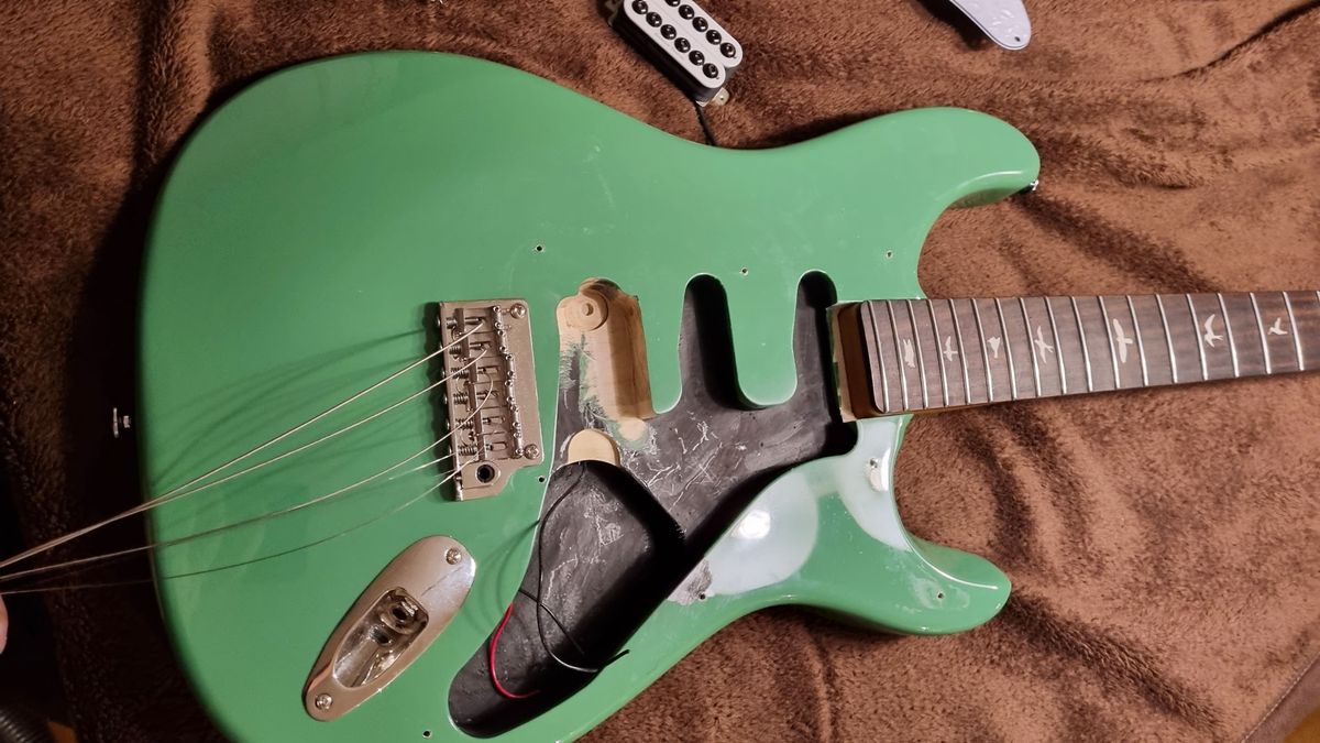 Meet the John DeLonge – a guitar build that combines John Mayer’s PRS ...