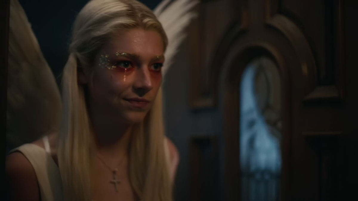 The Most Iconic Euphoria Makeup Looks (So Far) | Cinemablend